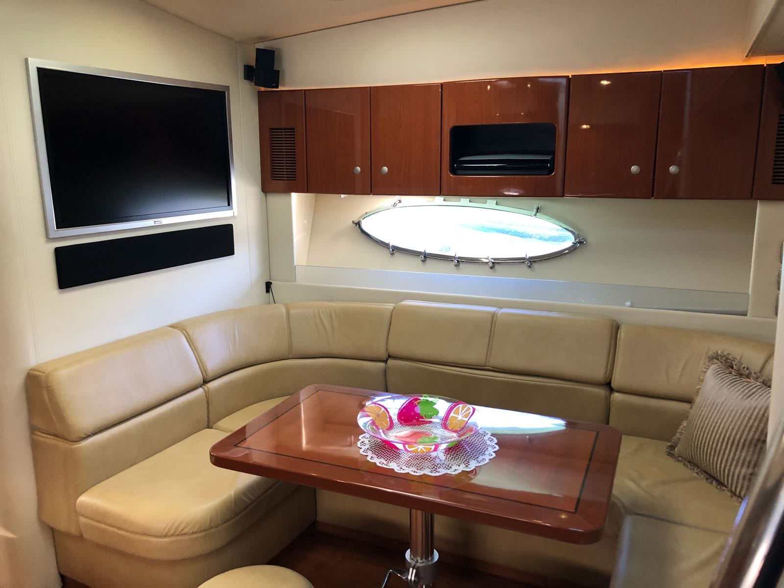 Miami Sandbar Boat Rental | Haulover Sandbar Luxury Yacht Charters
